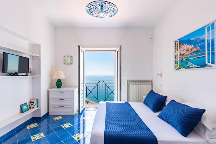 Seaview Villa With Garden Terrace And Parking Spot - Vietri sul Mare