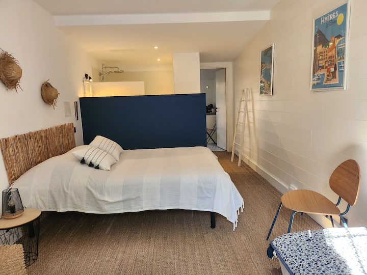 Loue Chambre Cosy Environ 25 M². - Carqueiranne