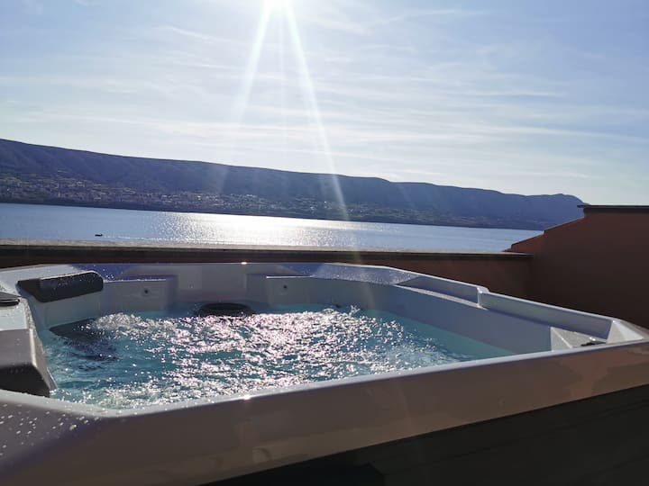 Apartments Kovacika Penthouse K5 With Wirlpool - Pag