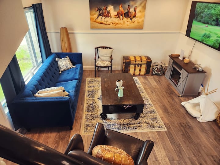 Serene Charming Hideaway - Prince Edward County