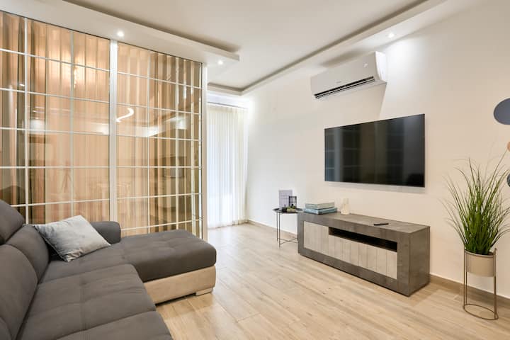 Gzira Highly Finished Apartment - Malte