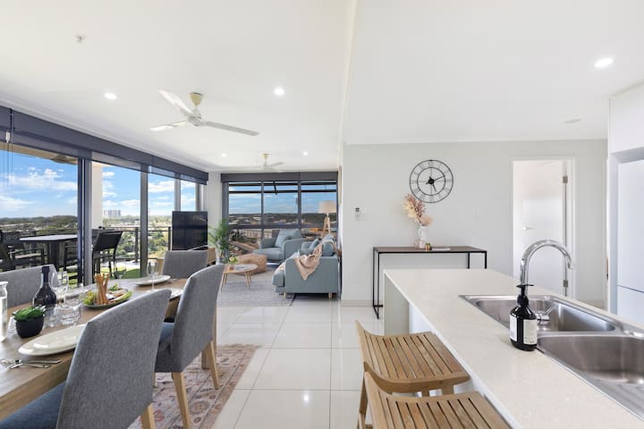 Opal Of Darwin—breezy Living Atop Blue Horizons - Australia