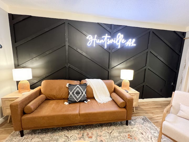 The Cozy Bohemian In Mid-city! - Huntsville, AL