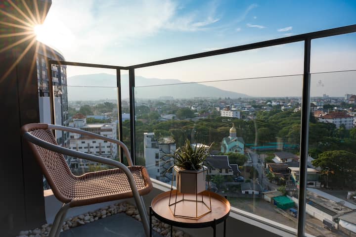 Good Luck @Astraskyriver Condo Near Night Bazaar - 清邁