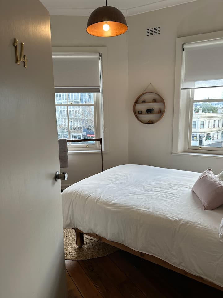 Room 14 @ The Last Jar - Melbourne