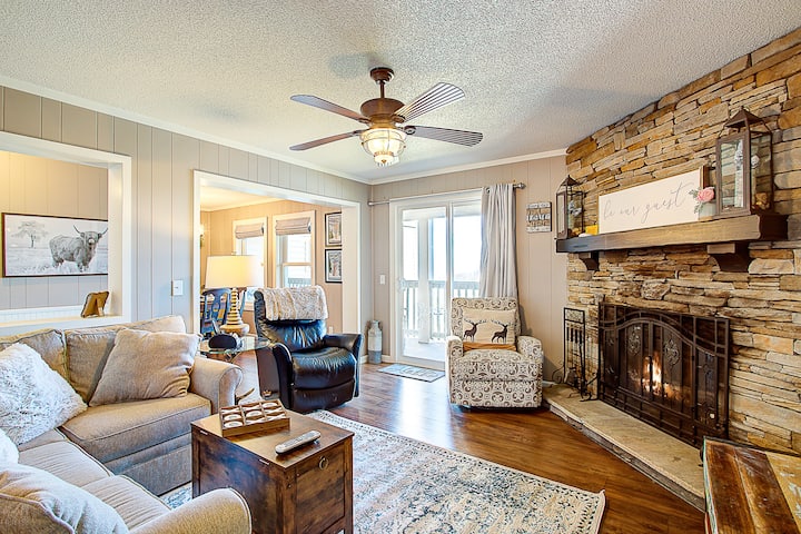 Dapper Deer: Pool/hot Tub/ski/snowboard/tubing! - ビーチ・マウンテン, NC