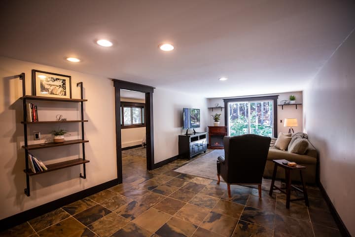 Apartment In The Forest - Lake Easton State Park, Easton