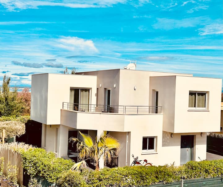 Villa De Vinci  Bord De Mer +6 Velos Clim, Piscine - Sète