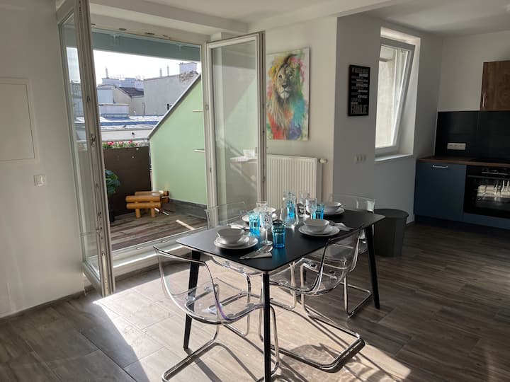 Dachgeschoss Für 4 Mit Terrasse - Wien