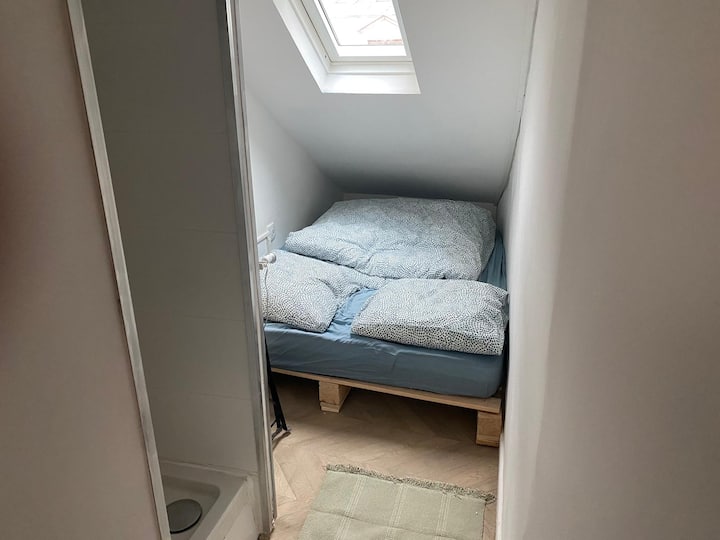 Petite Chambre Privée à Paris - Clichy