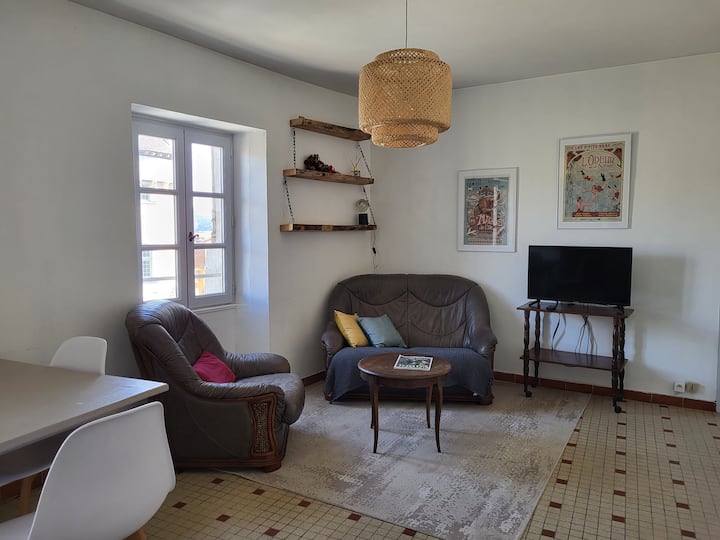 T2 Dans Maison Du Xv Siècle - Aubenas