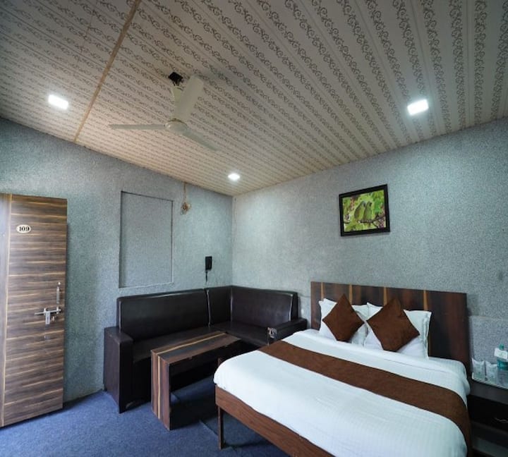 Mountain View Room - Bhandardara Wanderlust Resort - Bhandardara