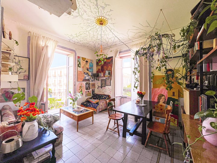 Artist's Heaven In Palermo - Palermo