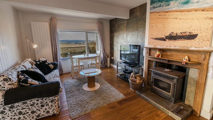 Fossil Apartment Ground Floor - Burton Bradstock