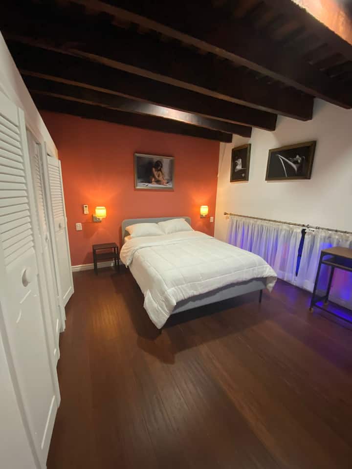 Private Suite #19 In Historic Downtown - Montevideo