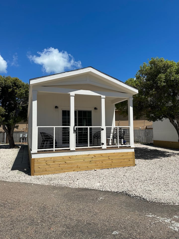 Heron Horizon Flamingo #32 - Rockport, TX