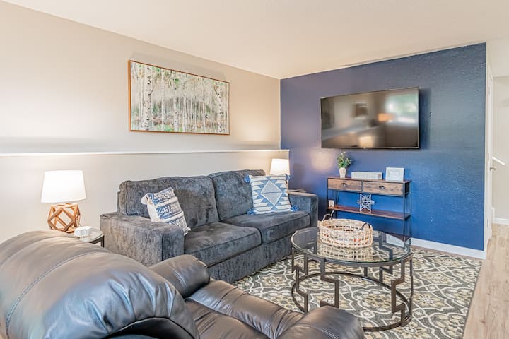 Comfy, Cozy, Spacious, Fast Wifi, Affordable! - Fargo, ND