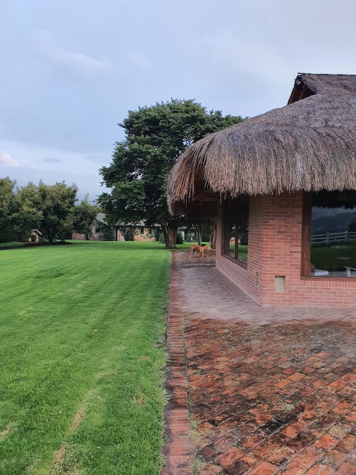 Six Acres Farm - Subachoque