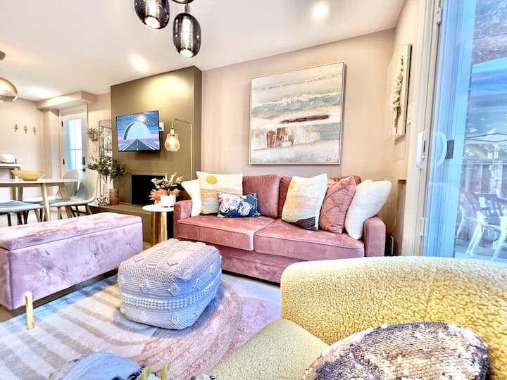Cozy Retreat!hidden Gem Private Kitchen &Laundry - Markham