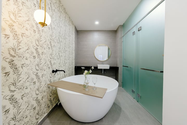 The Little Black N White House W Bath Tub 浴缸Mrt - Batu Caves
