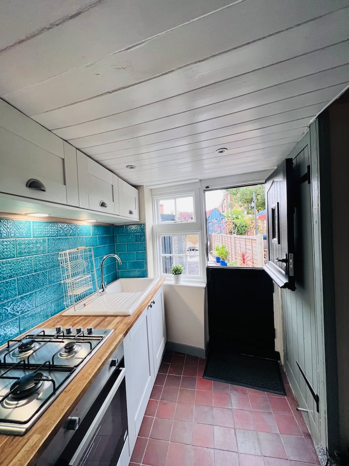 Luxury Cottage With Roll-top Bath & Garden - Canterbury