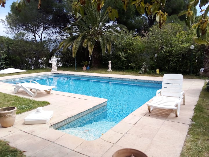 Joli T2 Avec Piscine  Mezzavia - ibis budget Ajaccio