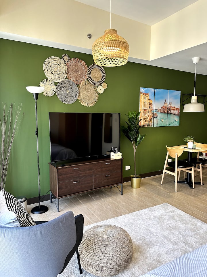 Aah Residences C6-7m-studio A @ 81 Newport Blvd - Pasay