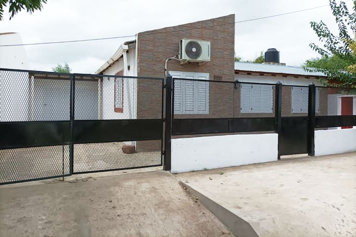 Casa Familia Cerca Terminal Autobús - Condado de Dolores