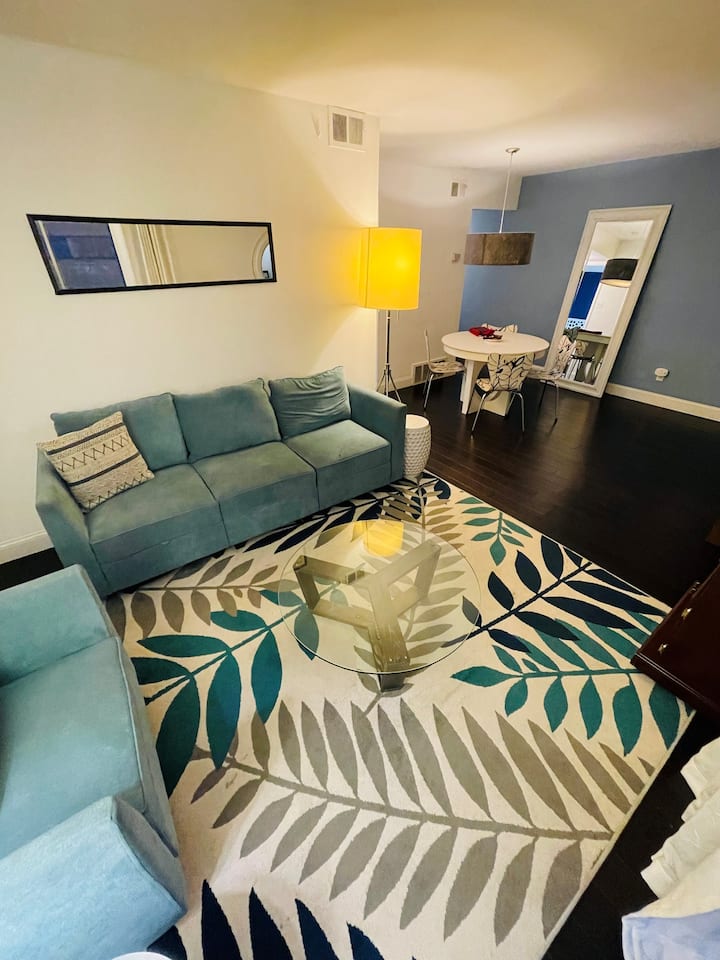 Private Apt In Webster Groves-a2 - Kirkwood, MO