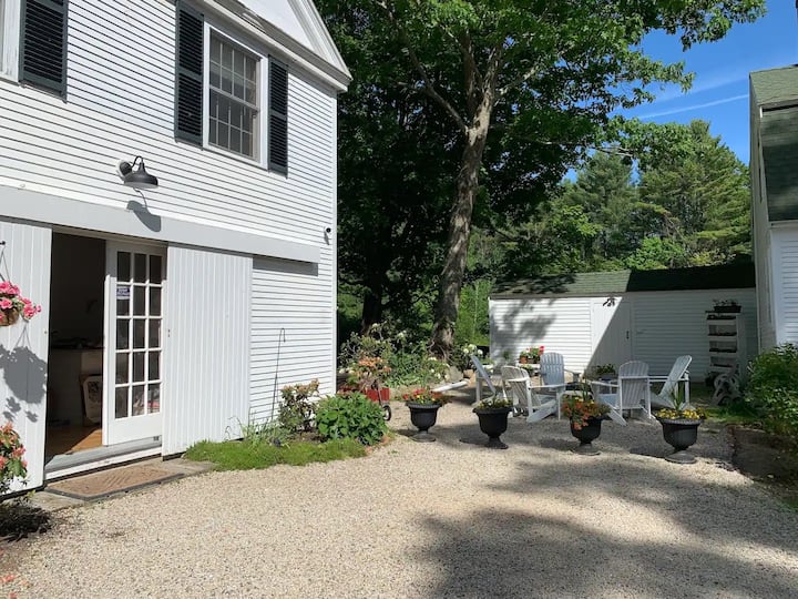 Emerson Cottage At Waldo Emerson Inn - Kennebunk, ME