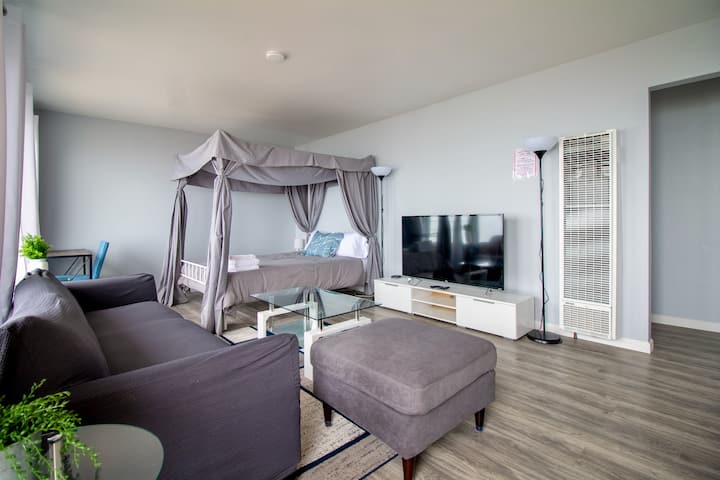 3q Beachfront Home W/ Panoramic Ocean Views - Pacifica, CA