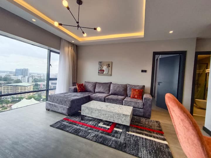 Escada, Westlands- Modern, 2br W/ Pool & Gym - 나이로비