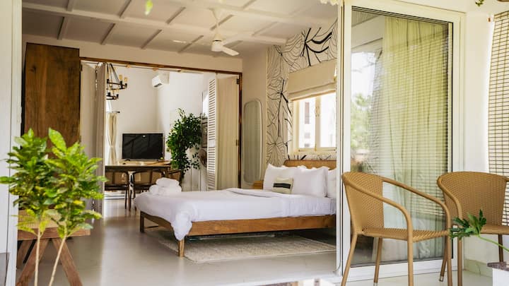 Contemporary Airy 3bhk Villa With Green Views - Goa