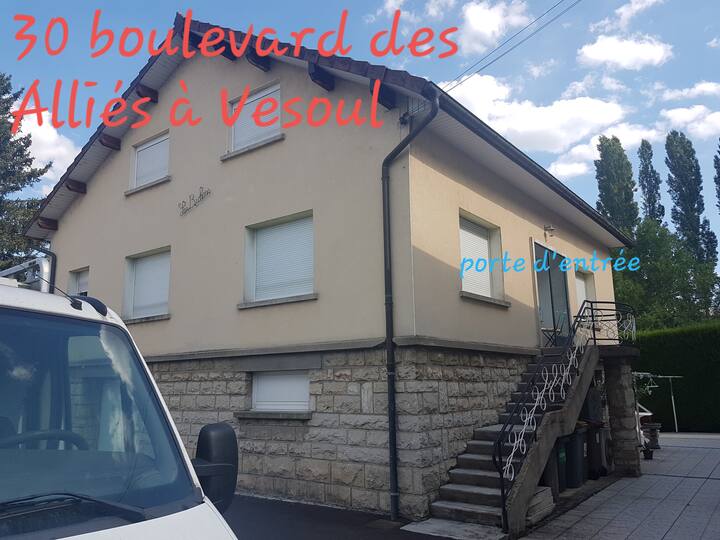 2 Chambres 2 Lits Salle D'eau Wc Privatif - Vesoul
