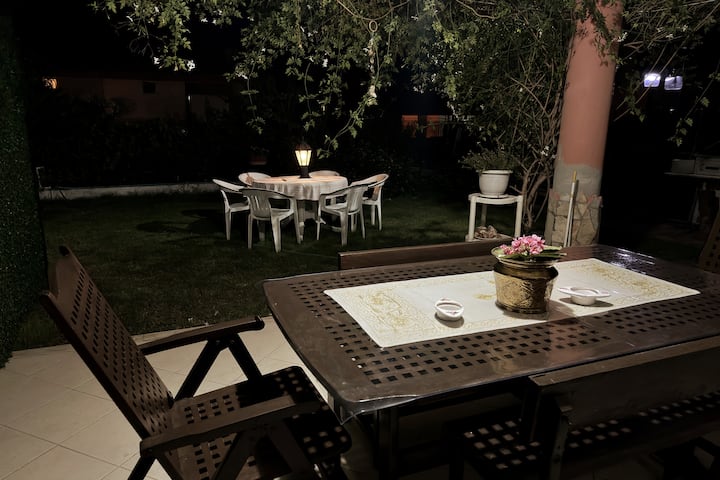 Halk Plajına 0.5km Alaçatıya 9dk - Ildırı