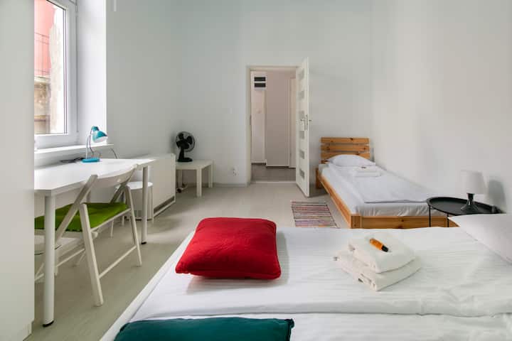 Comfy 2 Bedroom Ap, City Centre / Walk To Wawel - Krakau