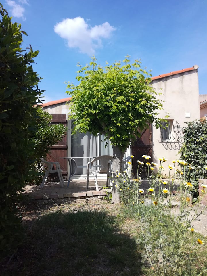 Petite Maison Calme Dans Jardin - Cuges-les-Pins