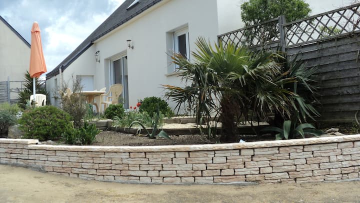 Maison Fonctionnelle Avec Jardin Clos. - Quiberon