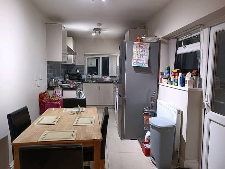 Home Away Home - Bed And Breakfast! - Hampton