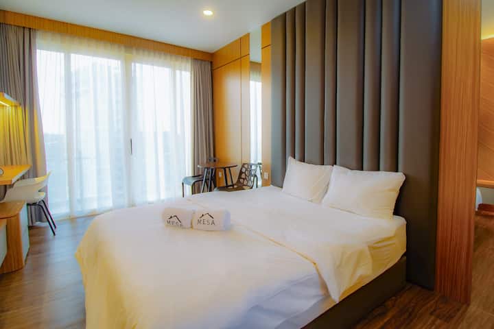 Top Floor Foodies Paradise Studio Apt By Mesa - 