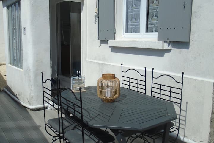 Maison De Plain-pied Avec Extérieur - Saujon