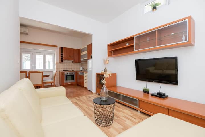 Apartment Joana - Drvenik