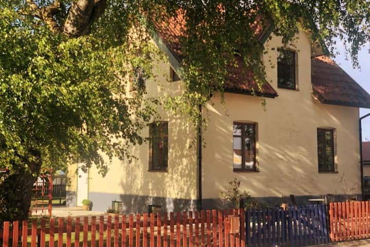 Härlig Sekelskiftesvilla I Visby - Visby