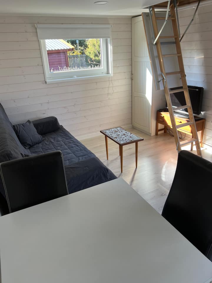 Attefallshus På Hönö, 4 Bäddar - Öckerö