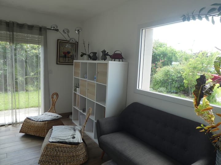 Maison Avec Jardin, Très Calme - L'Isle-Jourdain