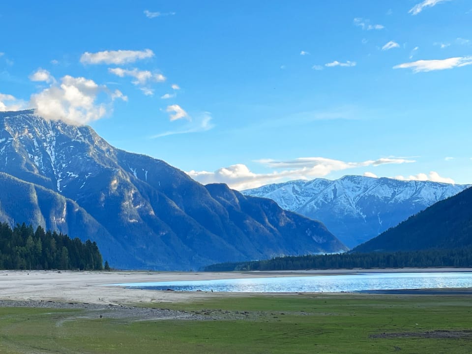 Nakusp Vacation Rentals & Homes - British Columbia, Canada | Airbnb