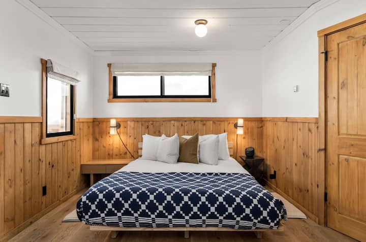 Log - Markleeville, CA