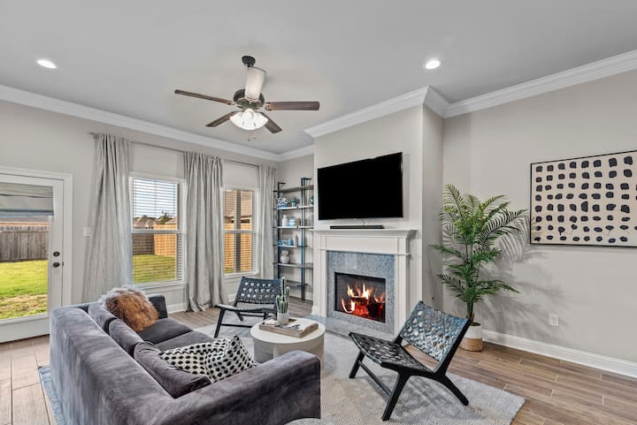 *Brand New* Modern Retreat - Shreveport, LA