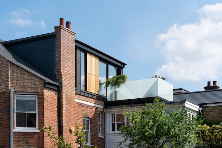 Bright & Modern 1 Bed Apartment With Roof Terrace - London