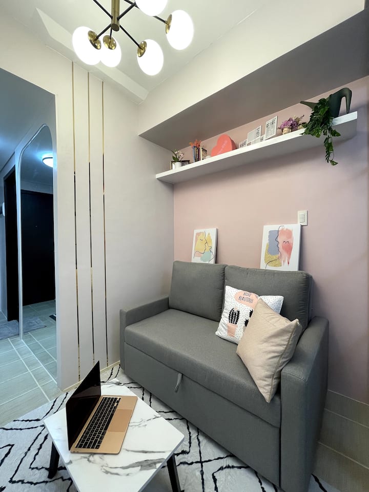 Nami's Pad - A Cozy Condo In Pasig | Pet-friendly! - Ortigas Center